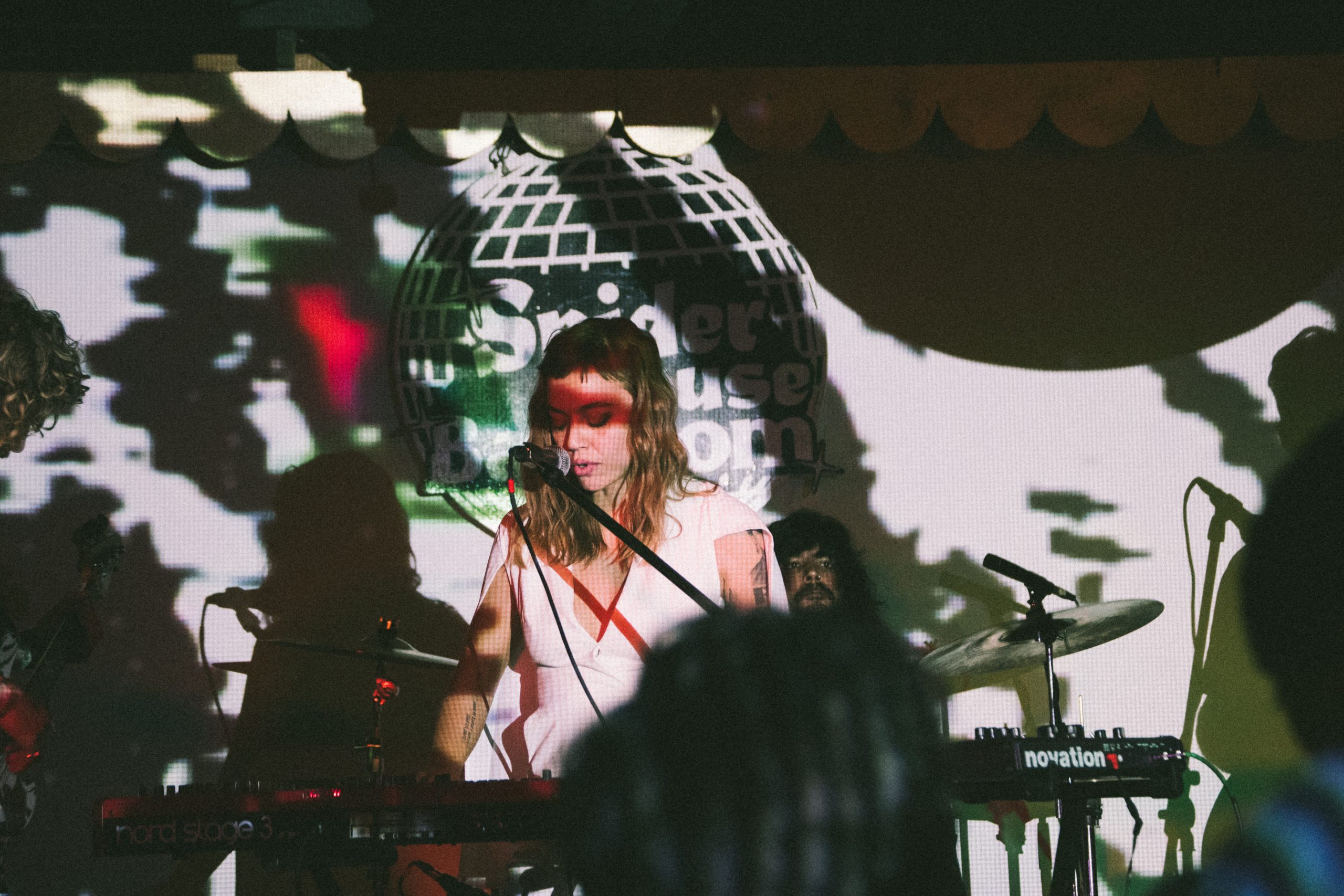 5 easy steps: how to start building a strong & cohesive visual identity ...